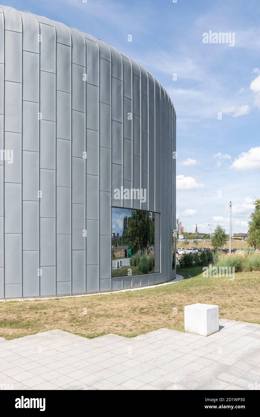 Exterior view of the Riverside Museum by Zaha Hadid Architects, the ...