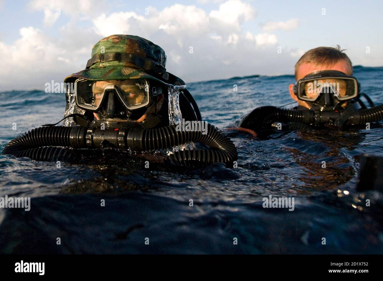 Underwater mining diver hi-res stock photography and images - Alamy