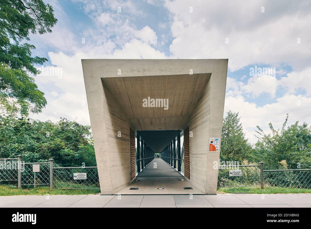 Pfaffenthal Lift in Luxembourg, connects the historic district of ...