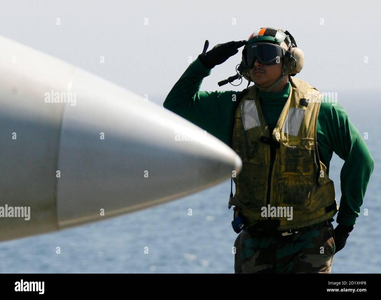 Us navy nuclear powered aircraft hi-res stock photography and images ...