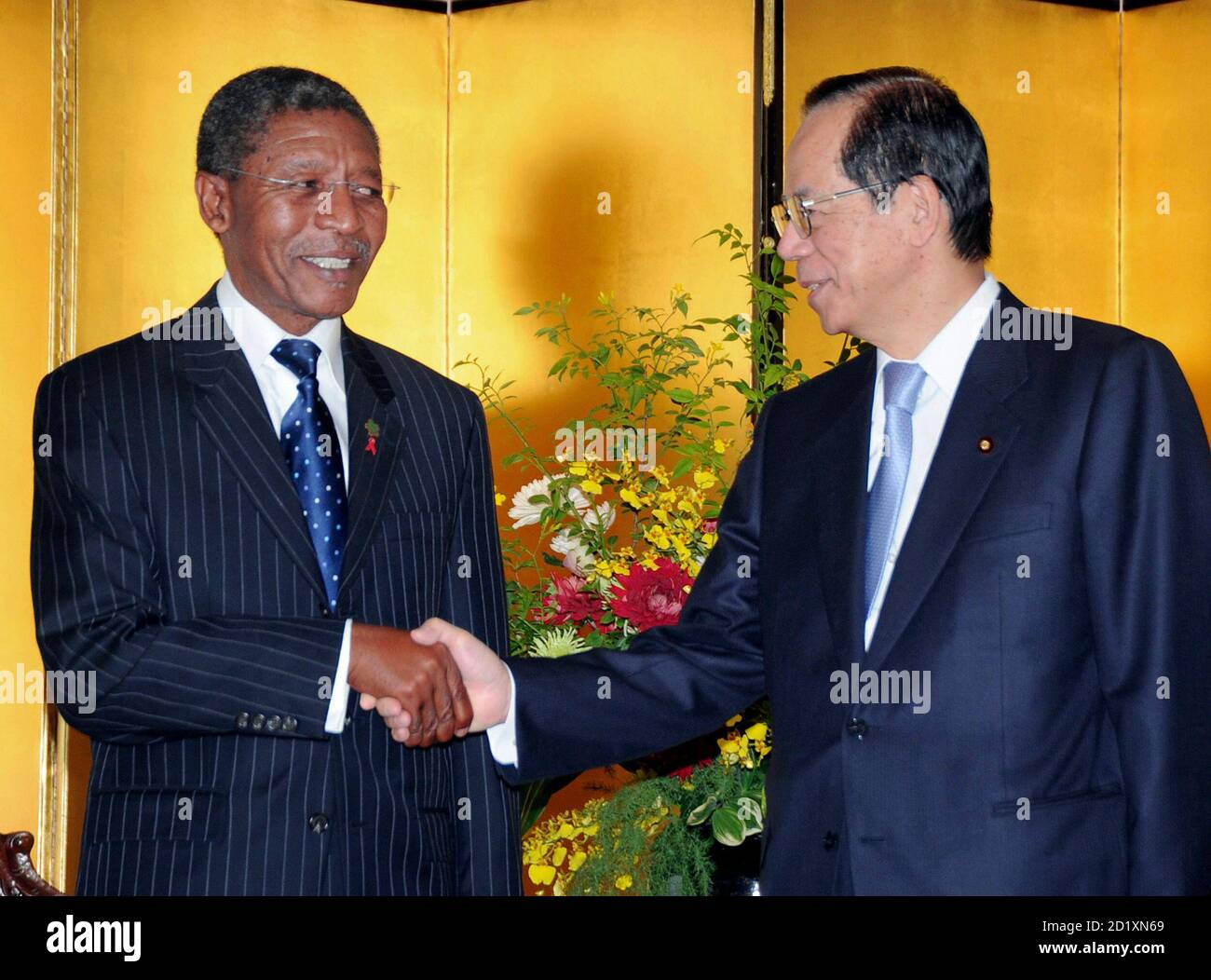 May kasahara hi-res stock photography and images - Alamy