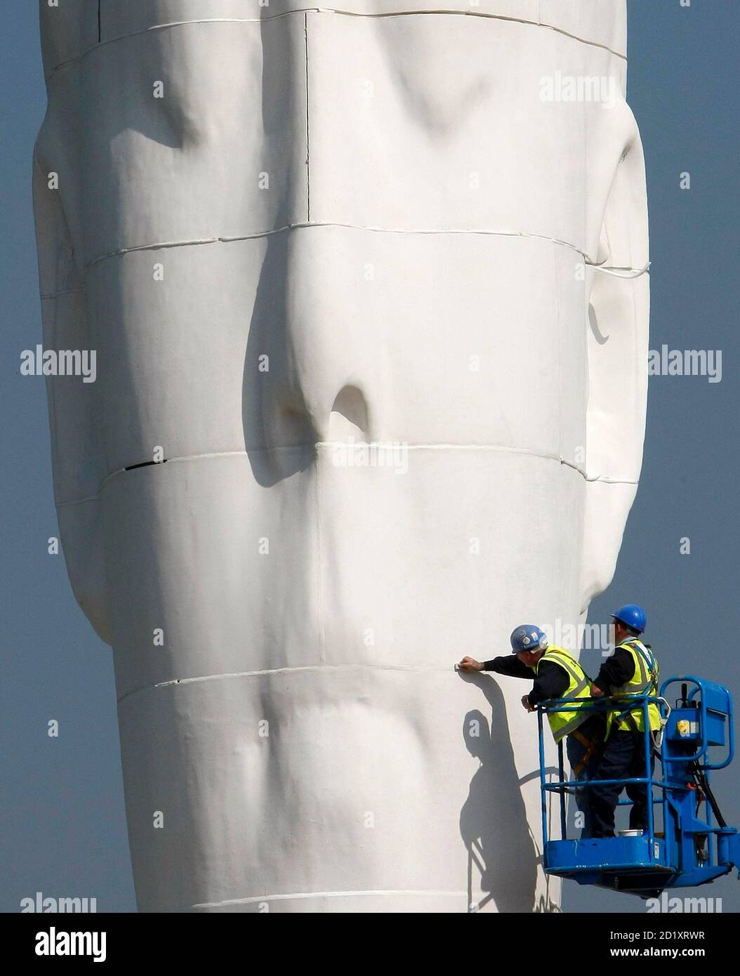 The dream statue near st helens hi-res stock photography and images - Alamy