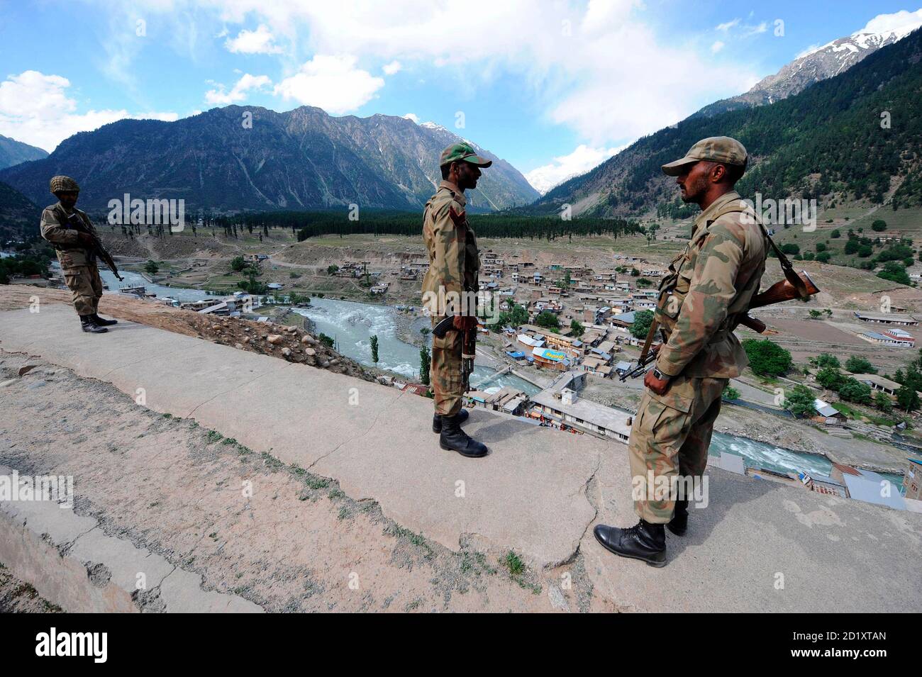 Mingora 2009 hi-res stock photography and images - Alamy