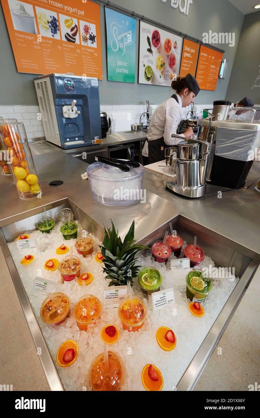 Juice bar at Waitrose retail store at Horesham, south east England, UK ...