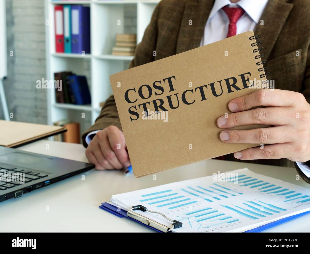Corporate structure hi-res stock photography and images - Alamy