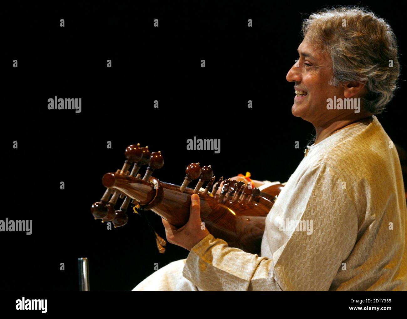 Amazing concert hi-res stock photography and images - Alamy