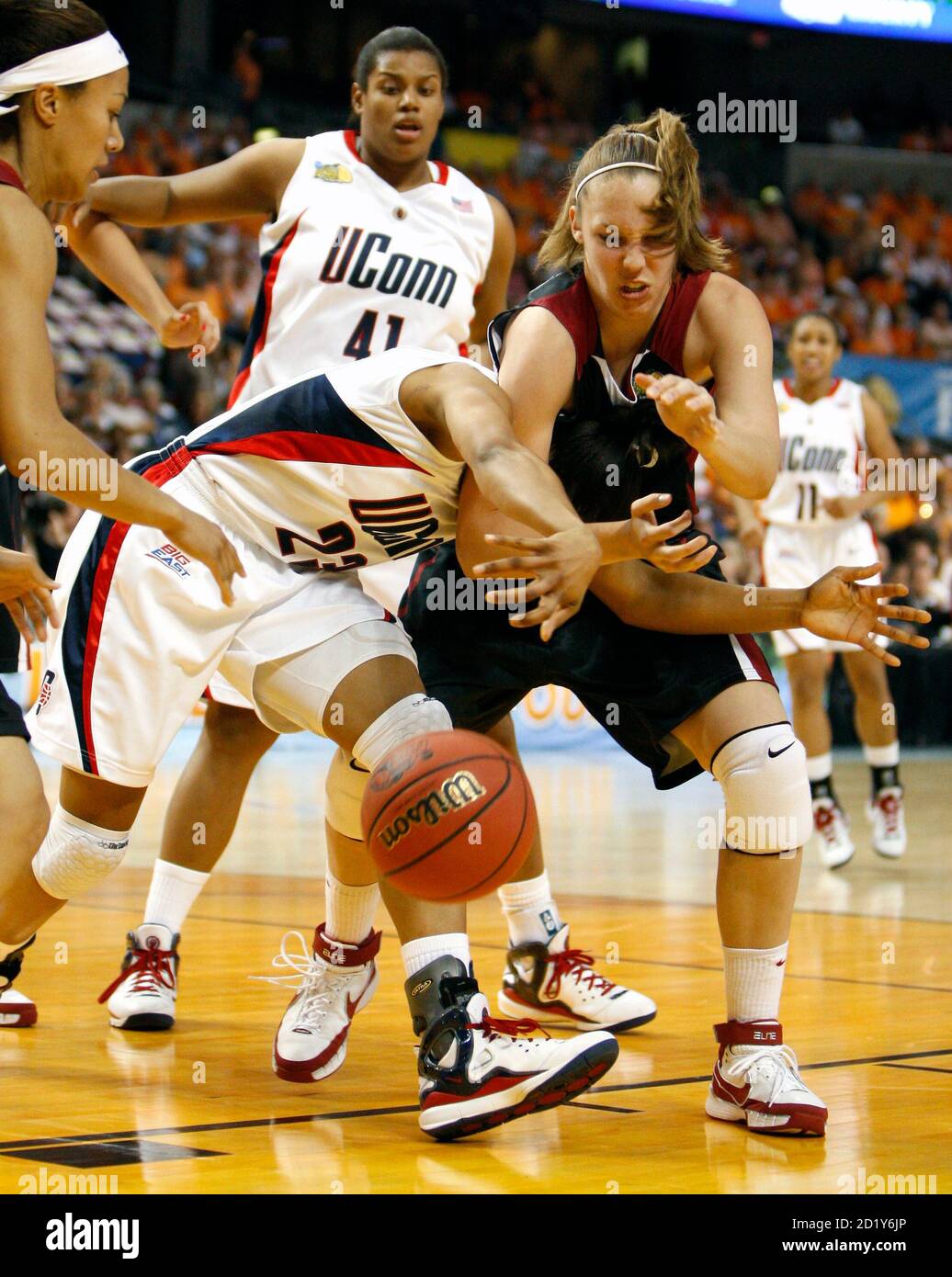 Maya moore basketball hi-res stock photography and images - Alamy