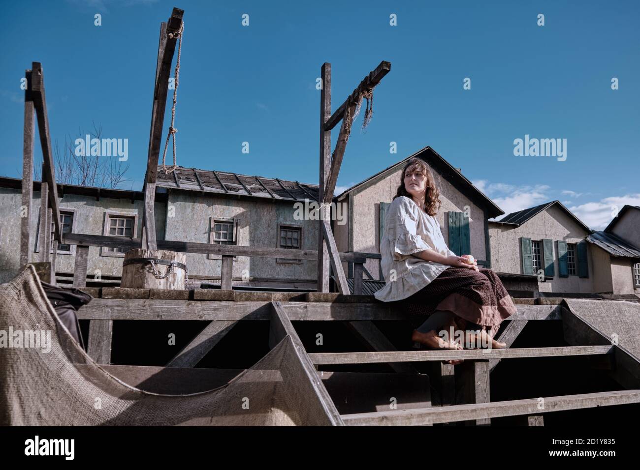 Woman, noose, gallows hi-res stock photography and images - Alamy