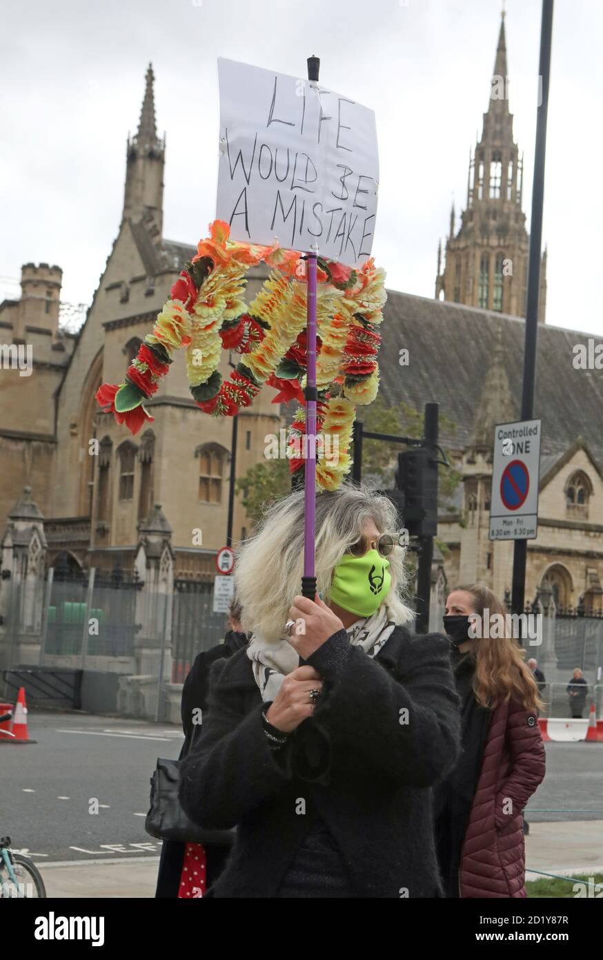 Freelance professional musicians hi-res stock photography and images ...