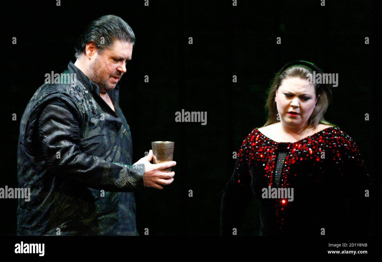 Stephen Gould High Resolution Stock Photography and Images - Alamy