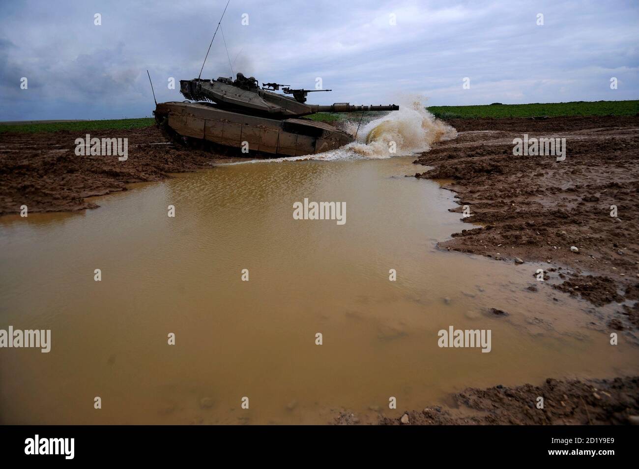 Intifada tank hi-res stock photography and images - Alamy