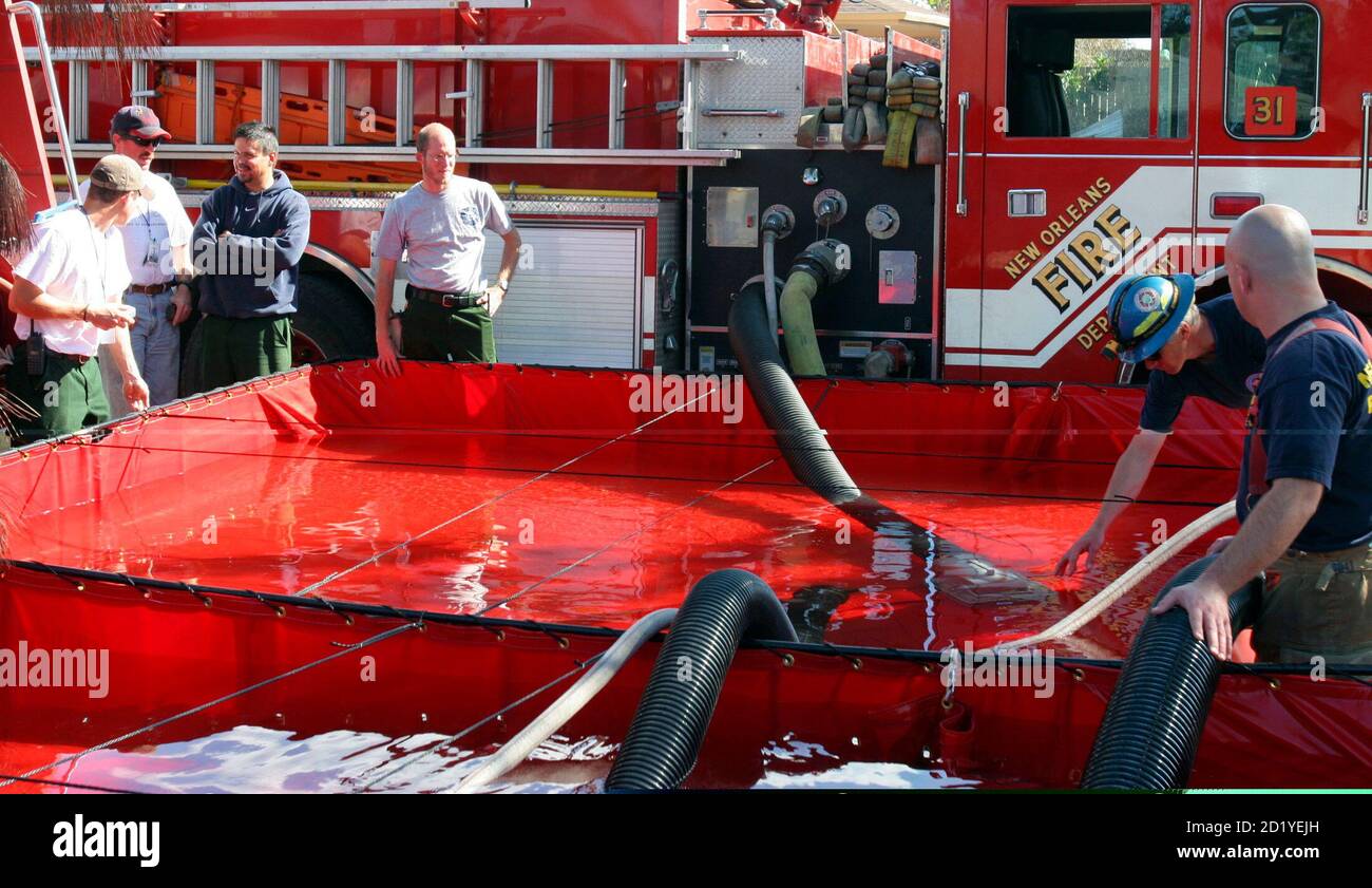 Fire fighting techniques hi-res stock photography and images - Alamy