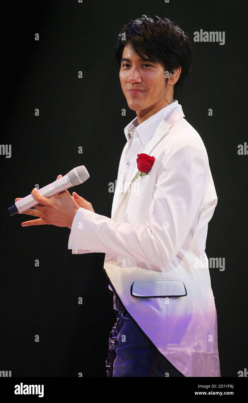 Lee Hom High Resolution Stock Photography and Images - Alamy