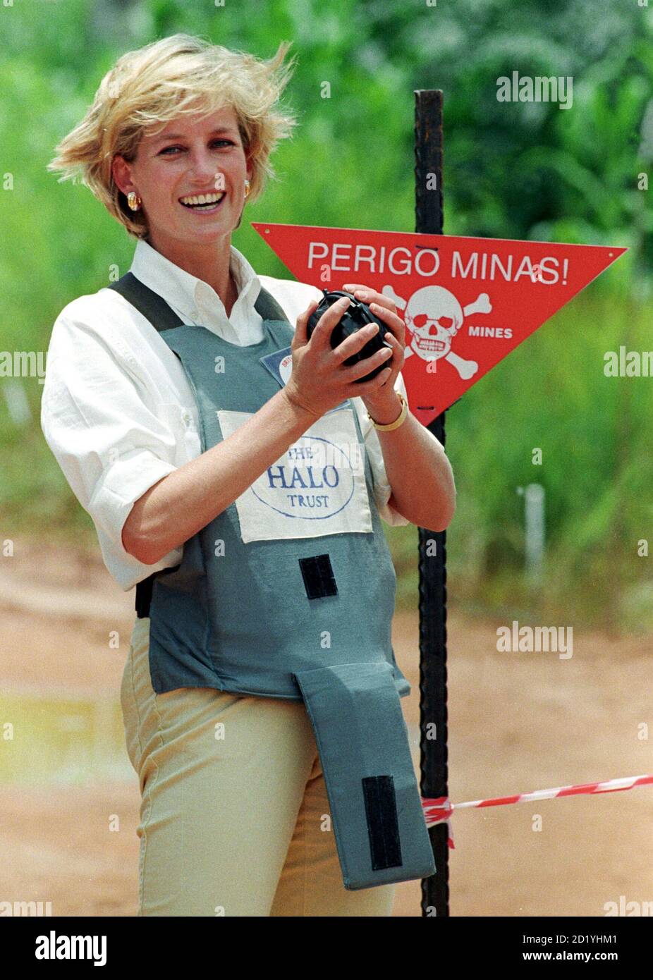 Princess diana angola mine hi-res stock photography and images - Alamy