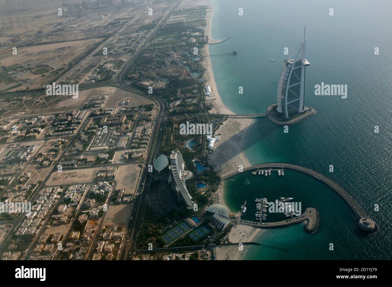 Dubai burj al arab pictures hi-res stock photography and images - Alamy