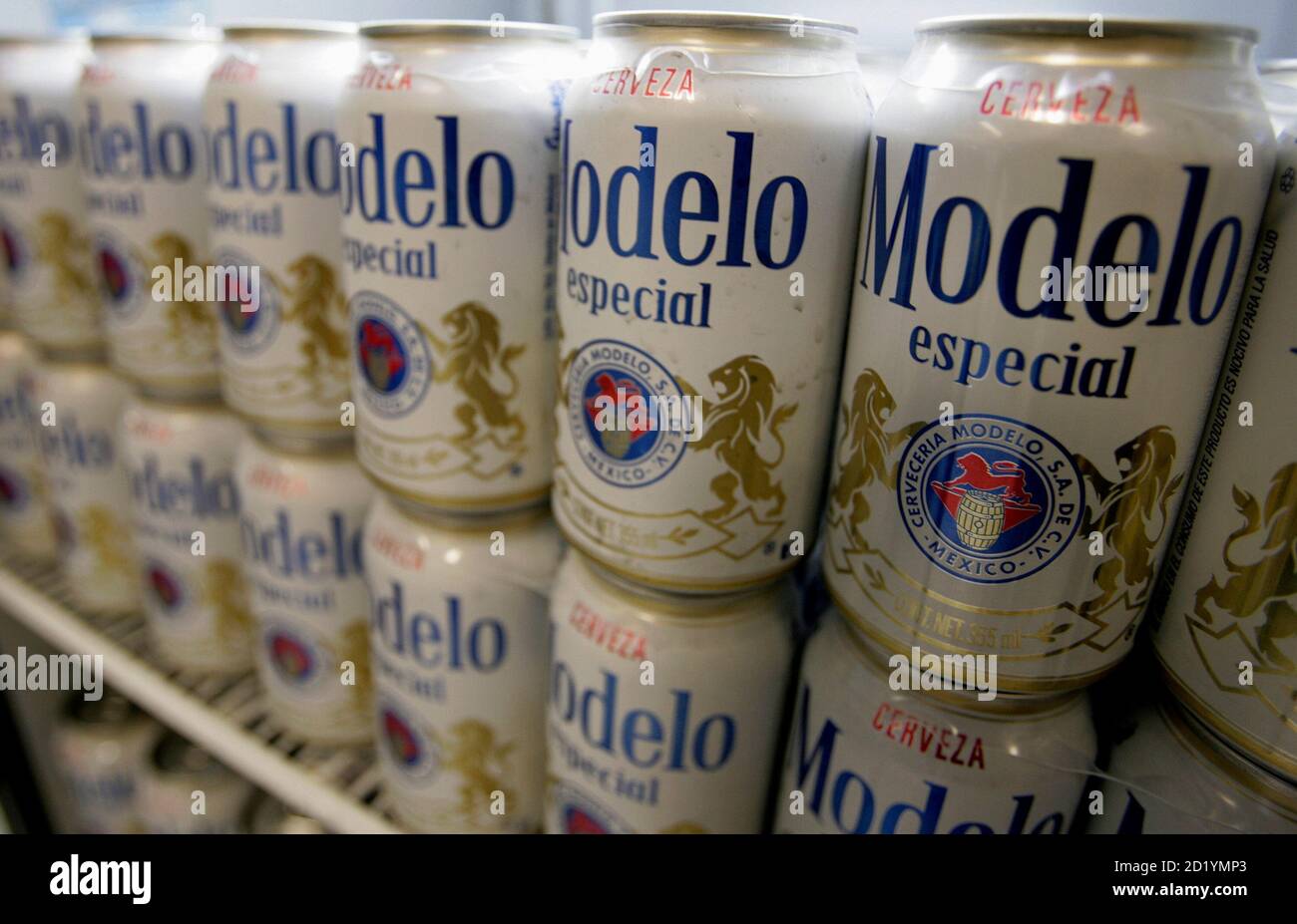 Modelo 3 hi-res stock photography and images - Alamy