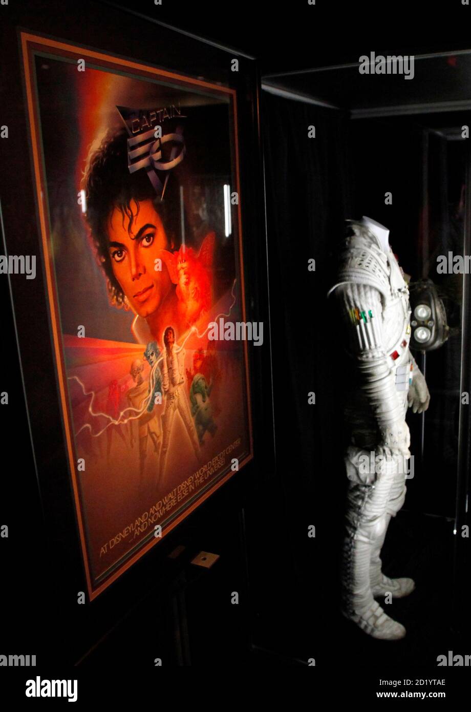 D23 expo hi-res stock photography and images - Alamy