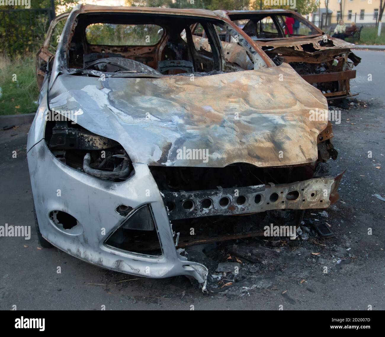 Car fire in parking lot hi-res stock photography and images - Alamy