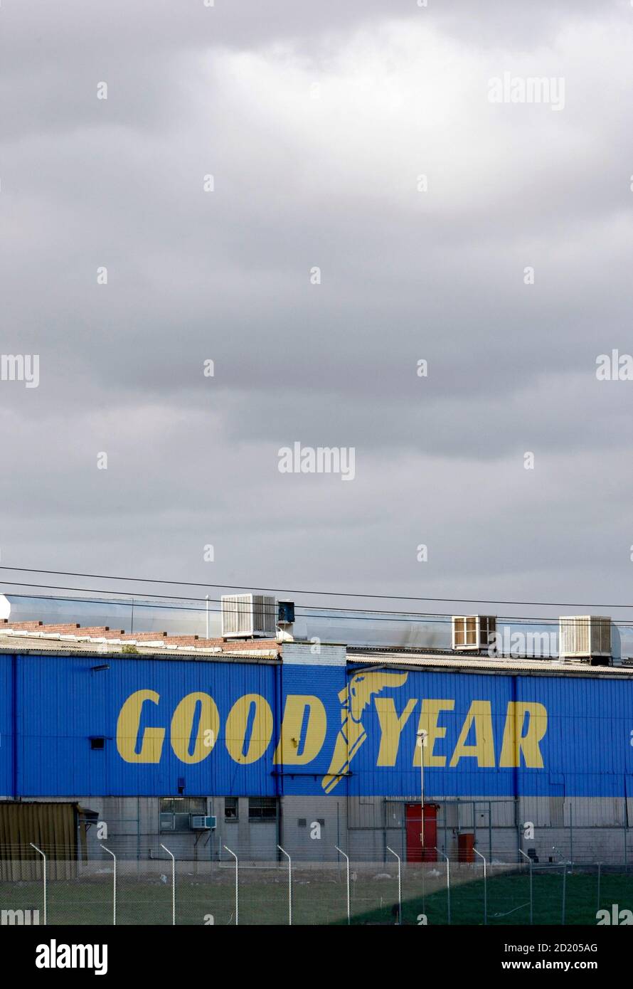 Goodyear tire production hi-res stock photography and images - Alamy