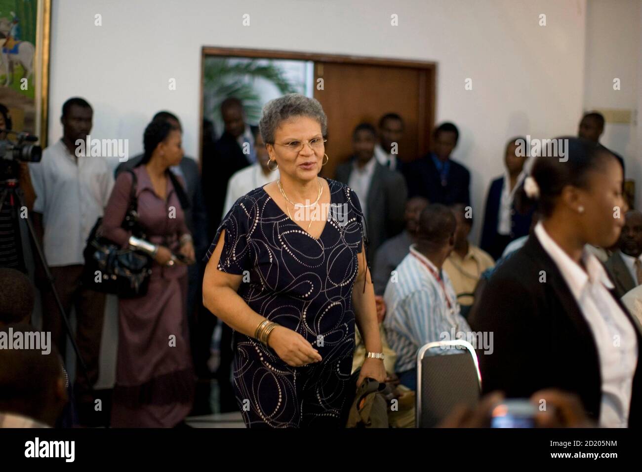 Haitian prime minister hi-res stock photography and images - Alamy