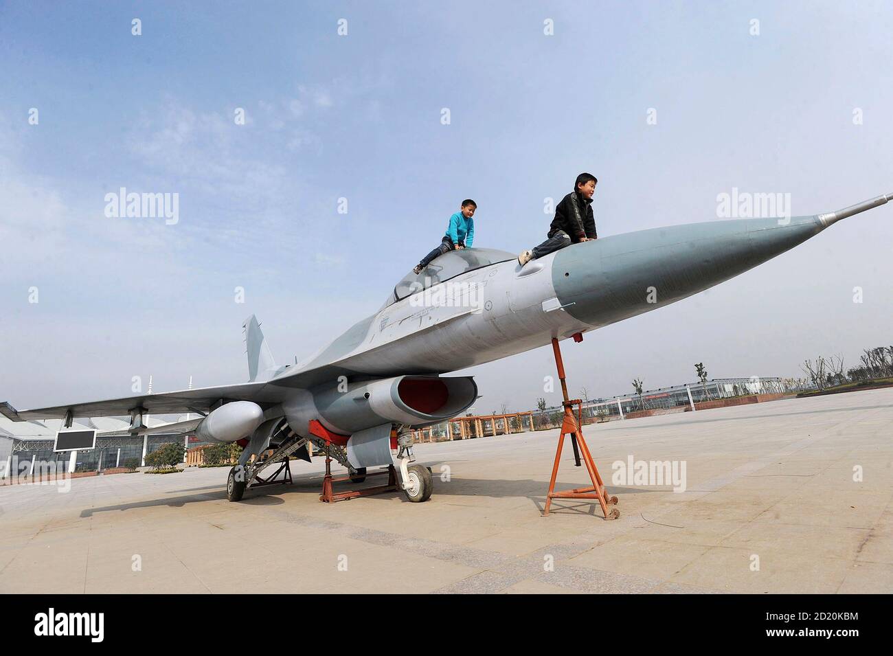 Chinese Jet Fighter In Sky High Resolution Stock Photography and Images ...