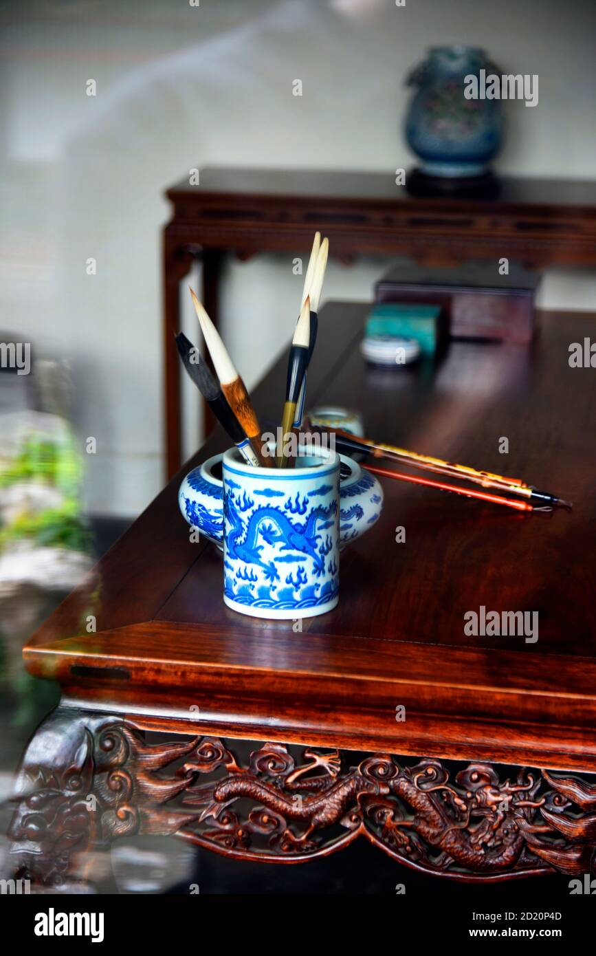 Beijing brushes chinese calligraphy hi-res stock photography and images ...