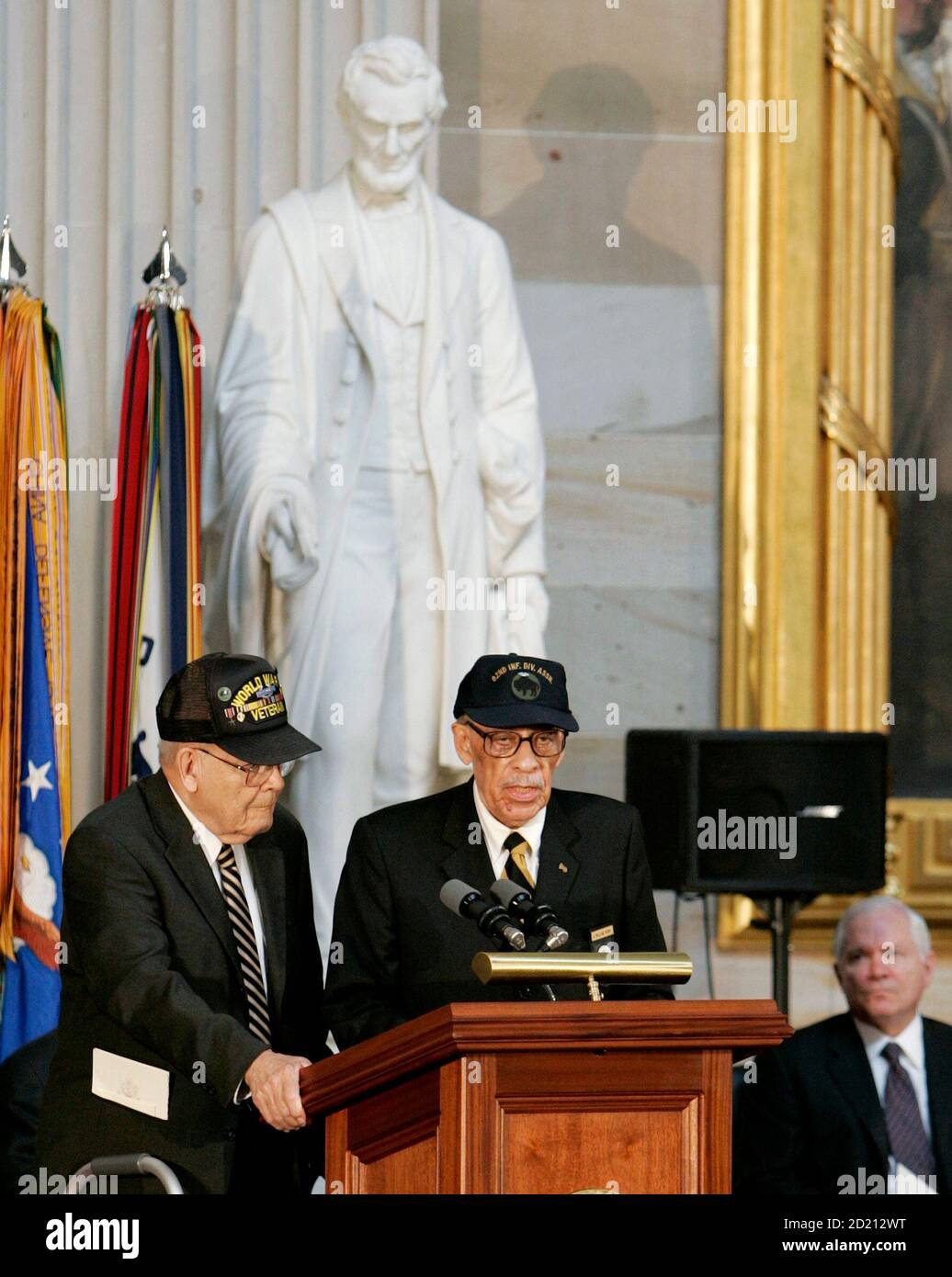 370th infantry hi-res stock photography and images - Alamy