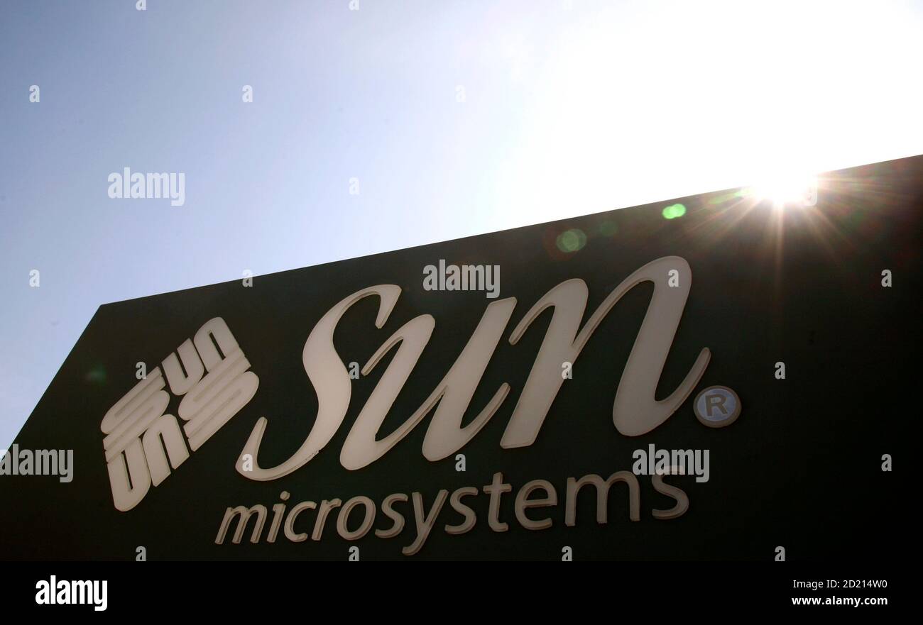 Pictured against the sun hi-res stock photography and images - Alamy