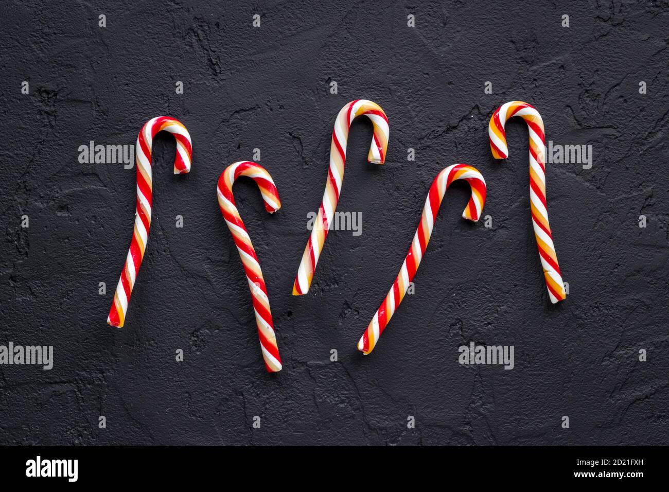 Red Christmas candy can, flat lay, top view Stock Photo - Alamy
