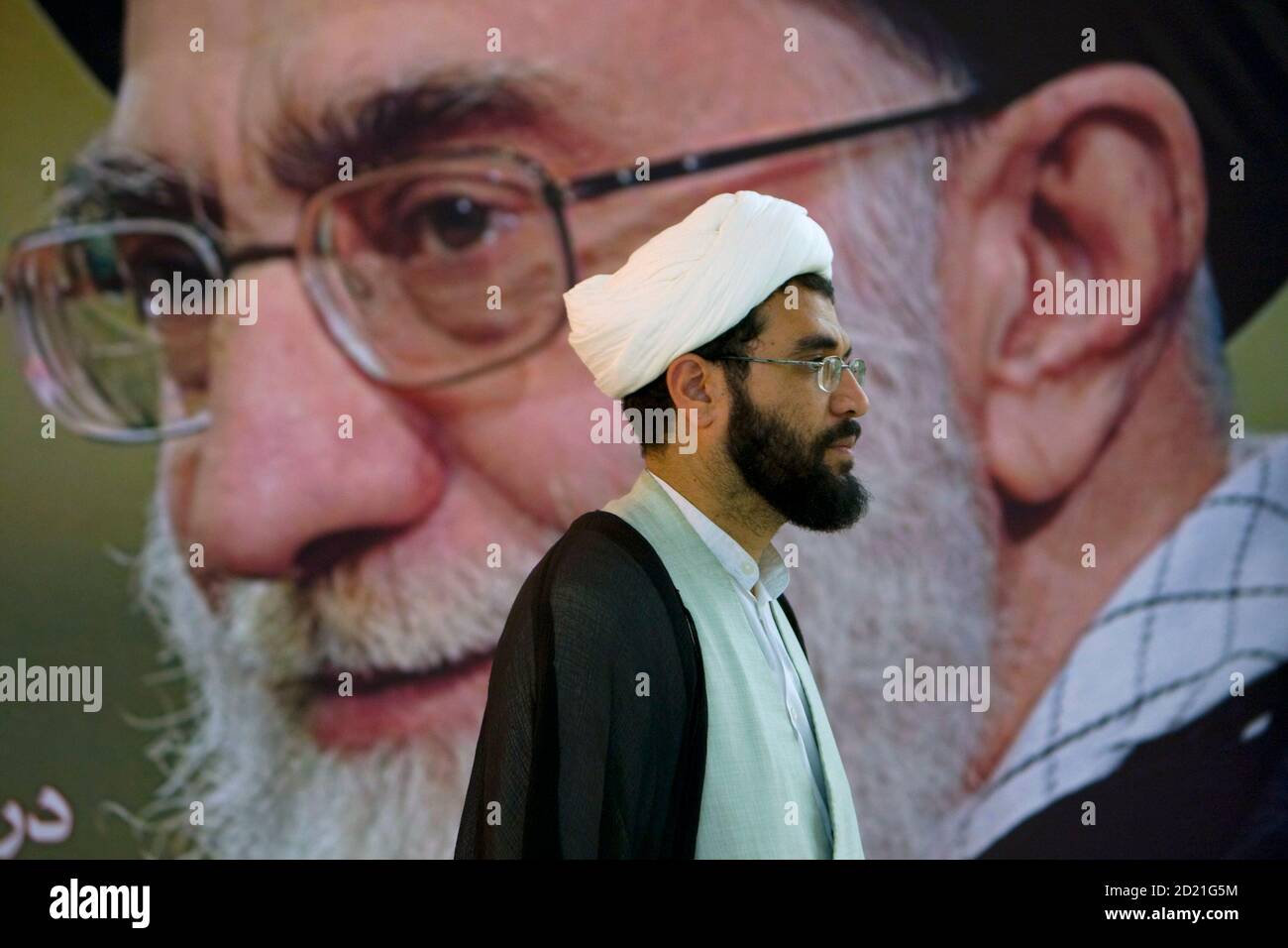 Ayatollah Ali Khamenei Portrait High Resolution Stock Photography and ...