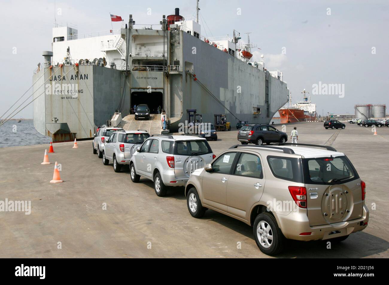Car Carrier Japanese High Resolution Stock Photography and Images - Alamy