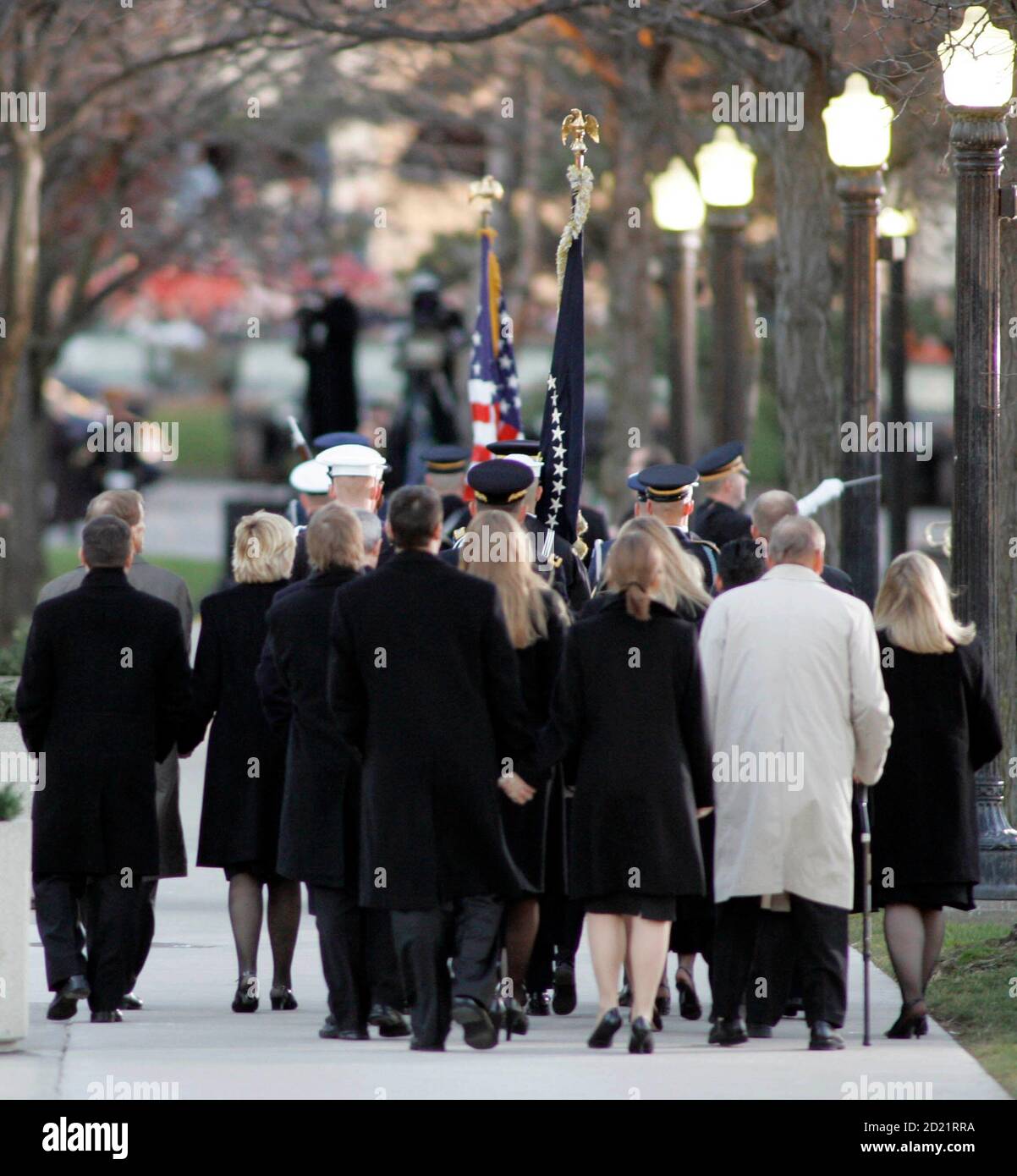 Us graveside funeral hi-res stock photography and images - Alamy