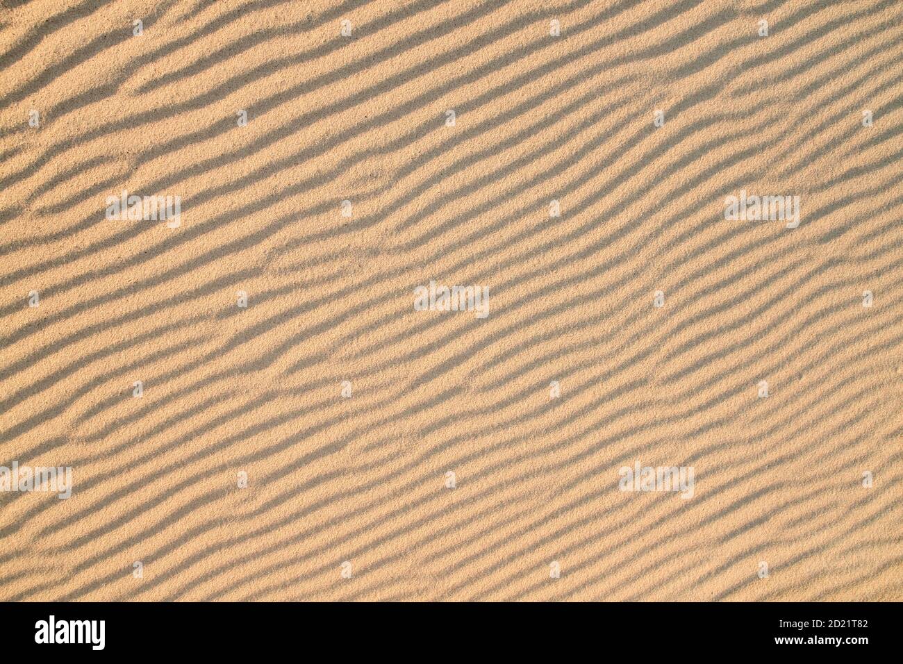 Pattern on the sand formed by wind Stock Photo - Alamy