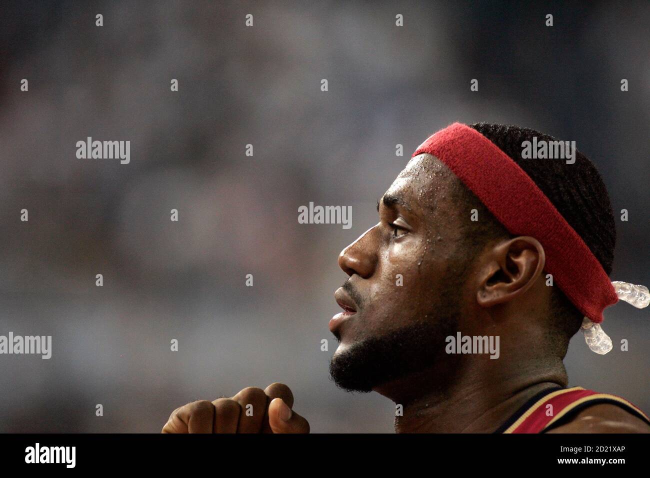 Lebron james cleveland cavaliers 2007 hi-res stock photography and ...