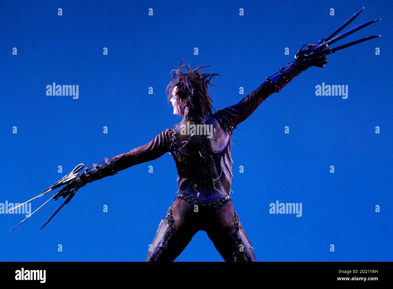 Edward scissorhands stage hi-res stock photography and images - Alamy
