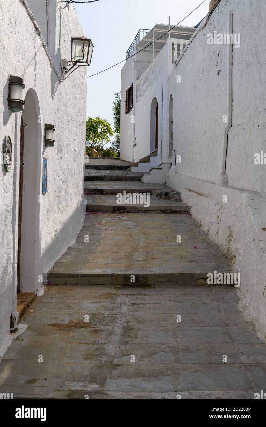 Whitewashed buildings in Lindos, Rhodes Stock Photo - Alamy