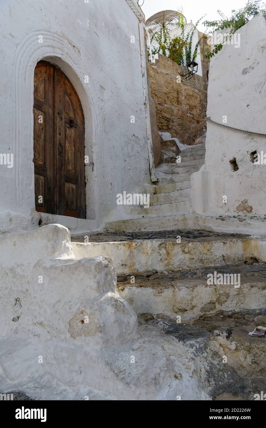 Whitewashed buildings in Lindos, Rhodes Stock Photo - Alamy
