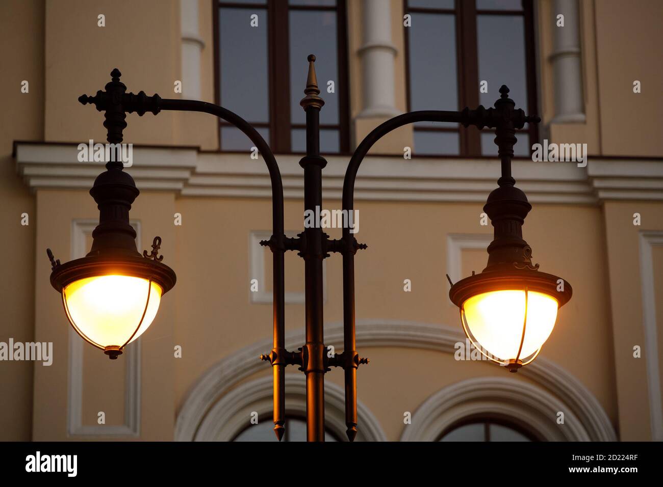 Burning street lamp hi-res stock photography and images - Alamy