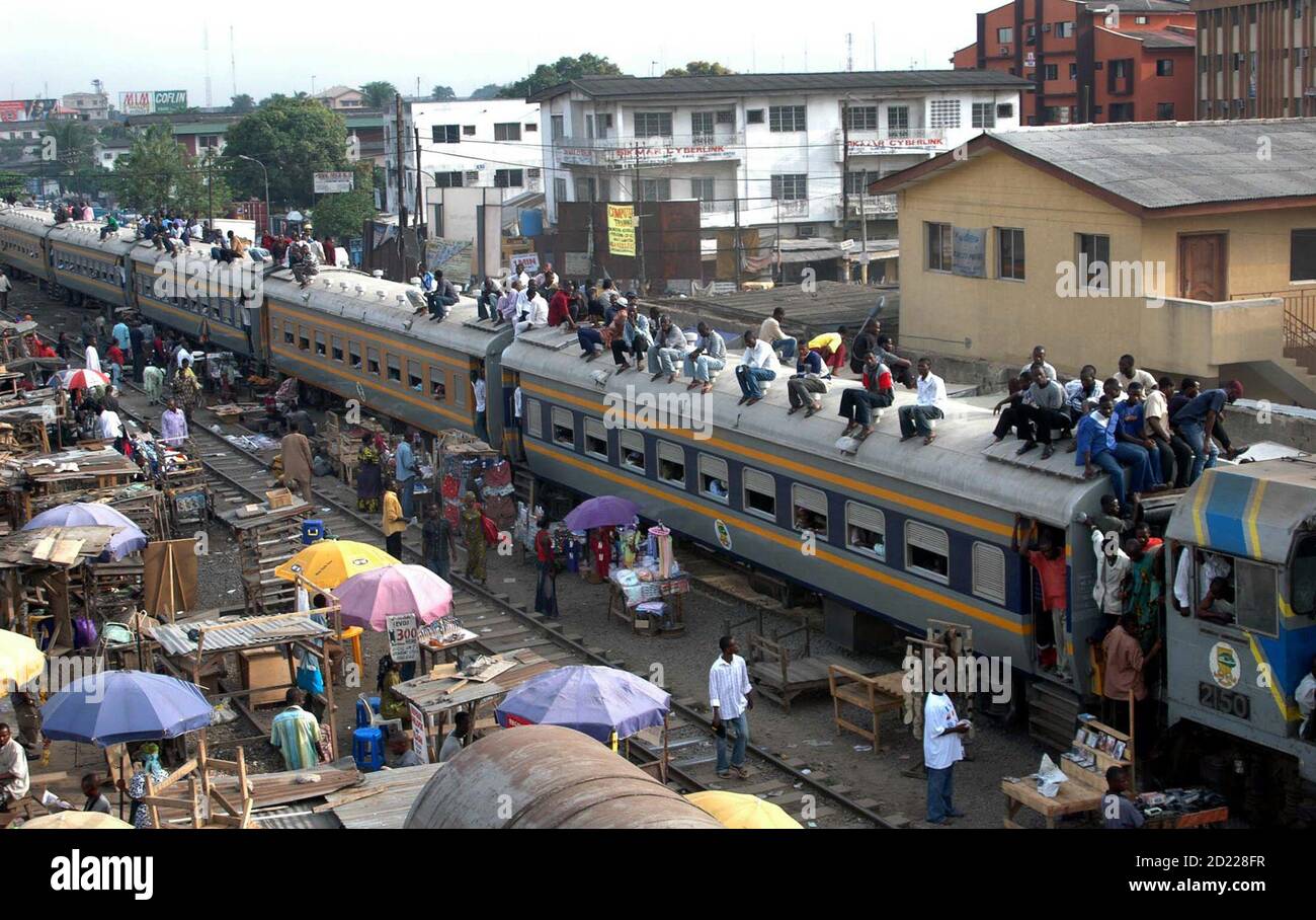 Train service nigeria hi-res stock photography and images - Alamy