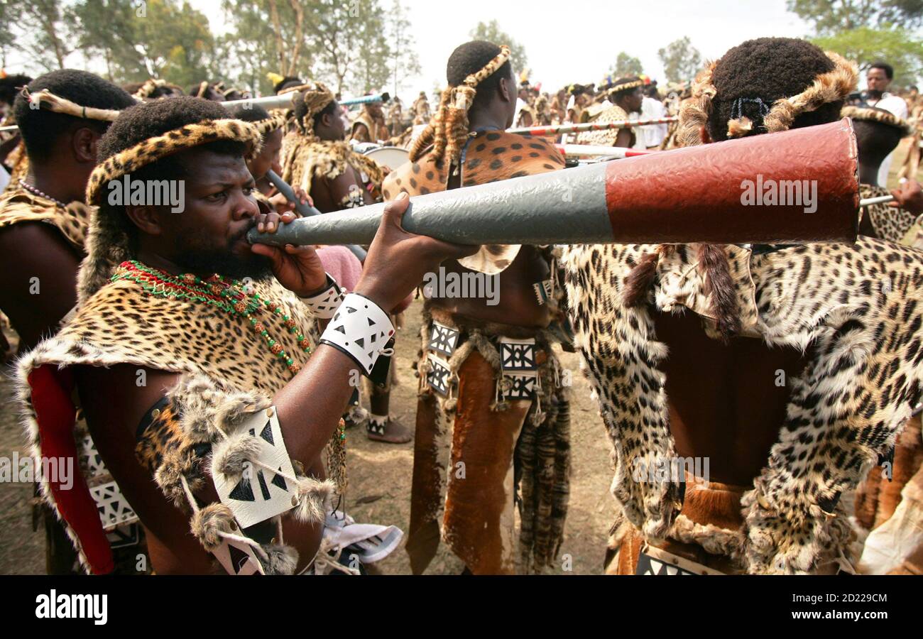 Shembe faith hi-res stock photography and images - Alamy