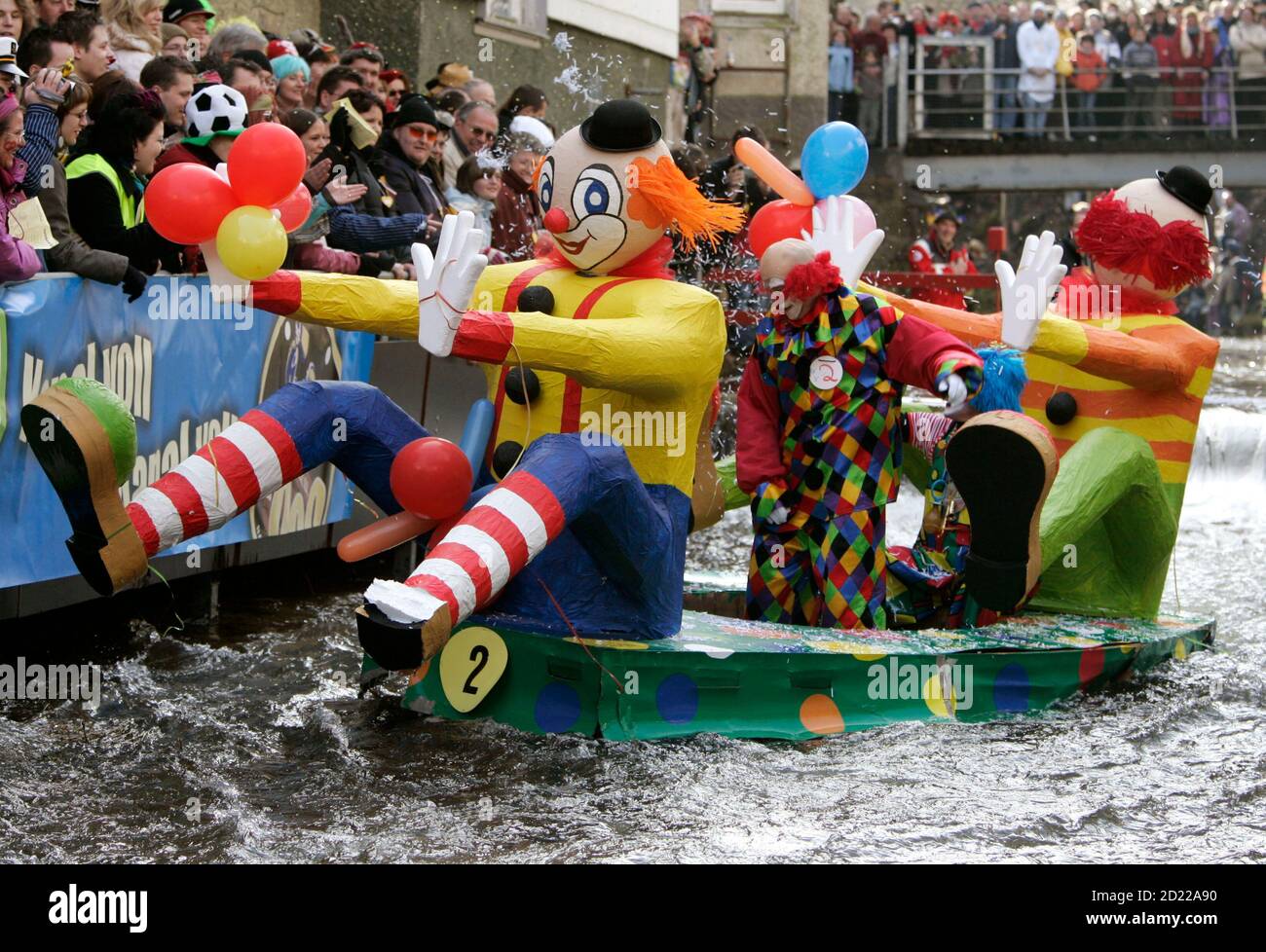 German carnival float crowd hi-res stock photography and images - Alamy