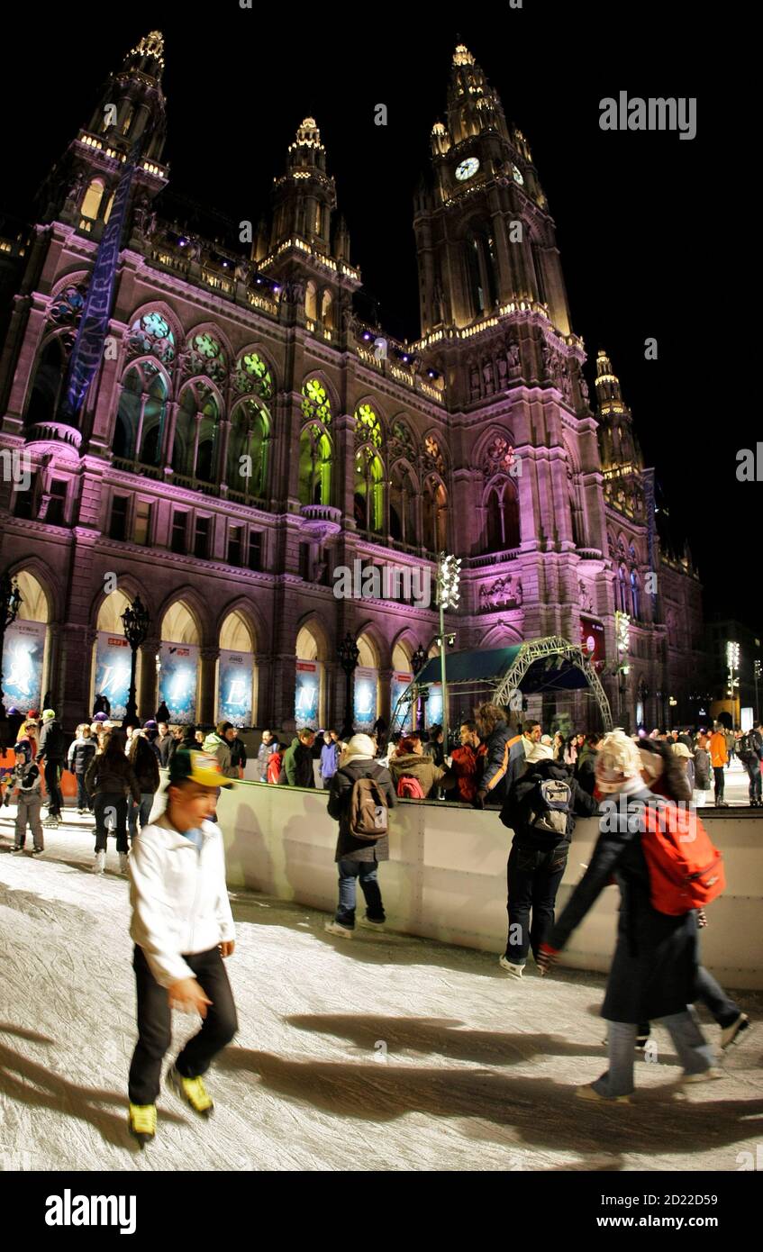 Four Skaters High Resolution Stock Photography and Images - Alamy