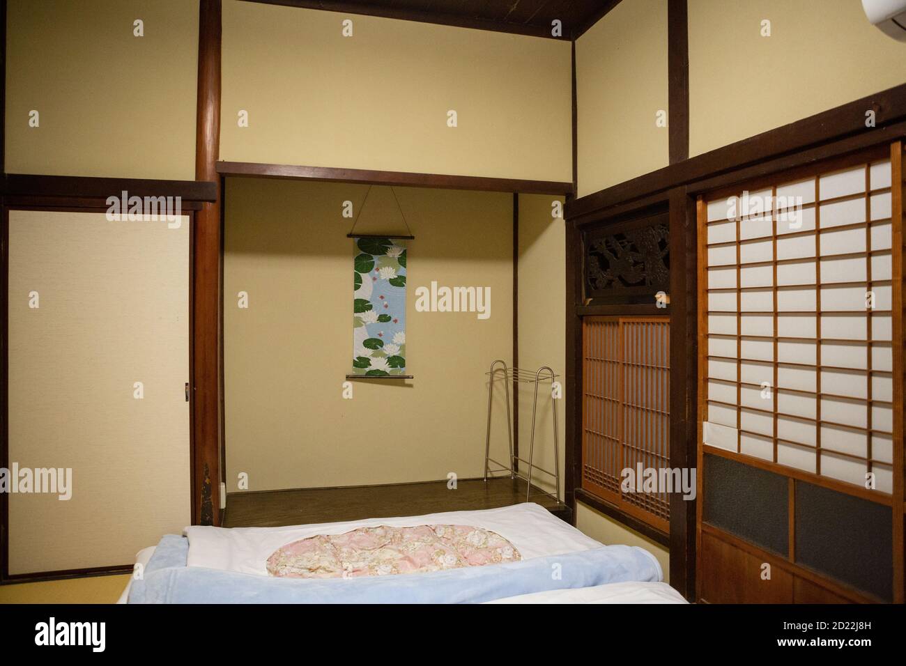 Traditional Ryokan style hotel in Naoshima, Japan Stock Photo - Alamy