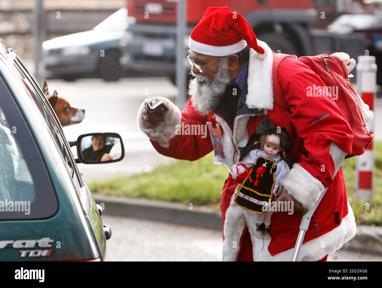 Homeless Santa Claus High Resolution Stock Photography and Images - Alamy