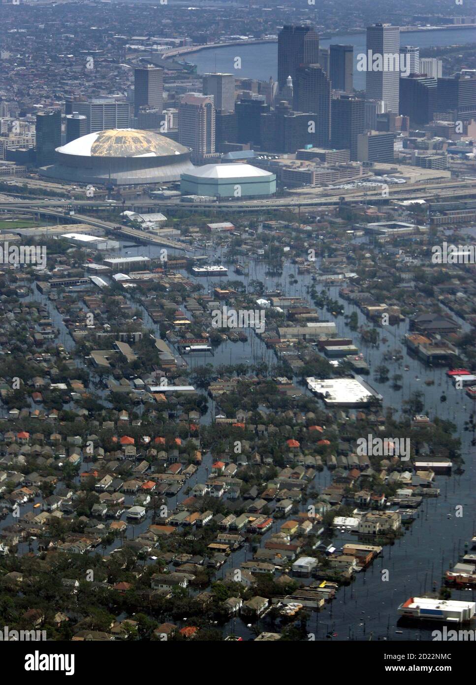 Aerial view flooding hurricane katrina hi-res stock photography and ...