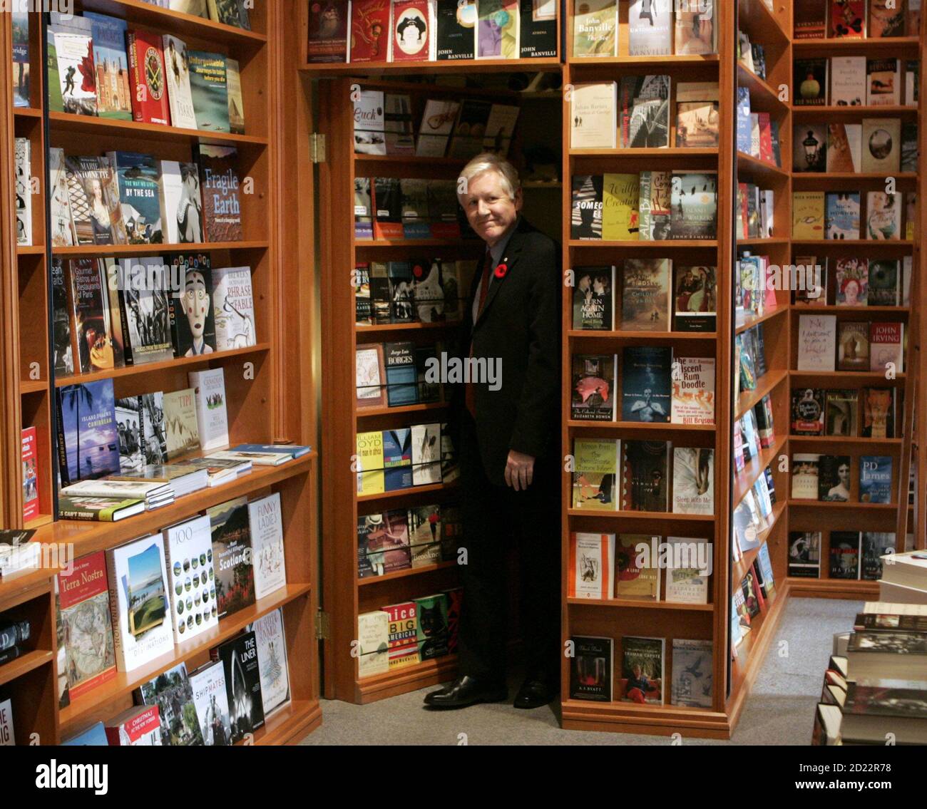 Human interest people personalities hi-res stock photography and images ...