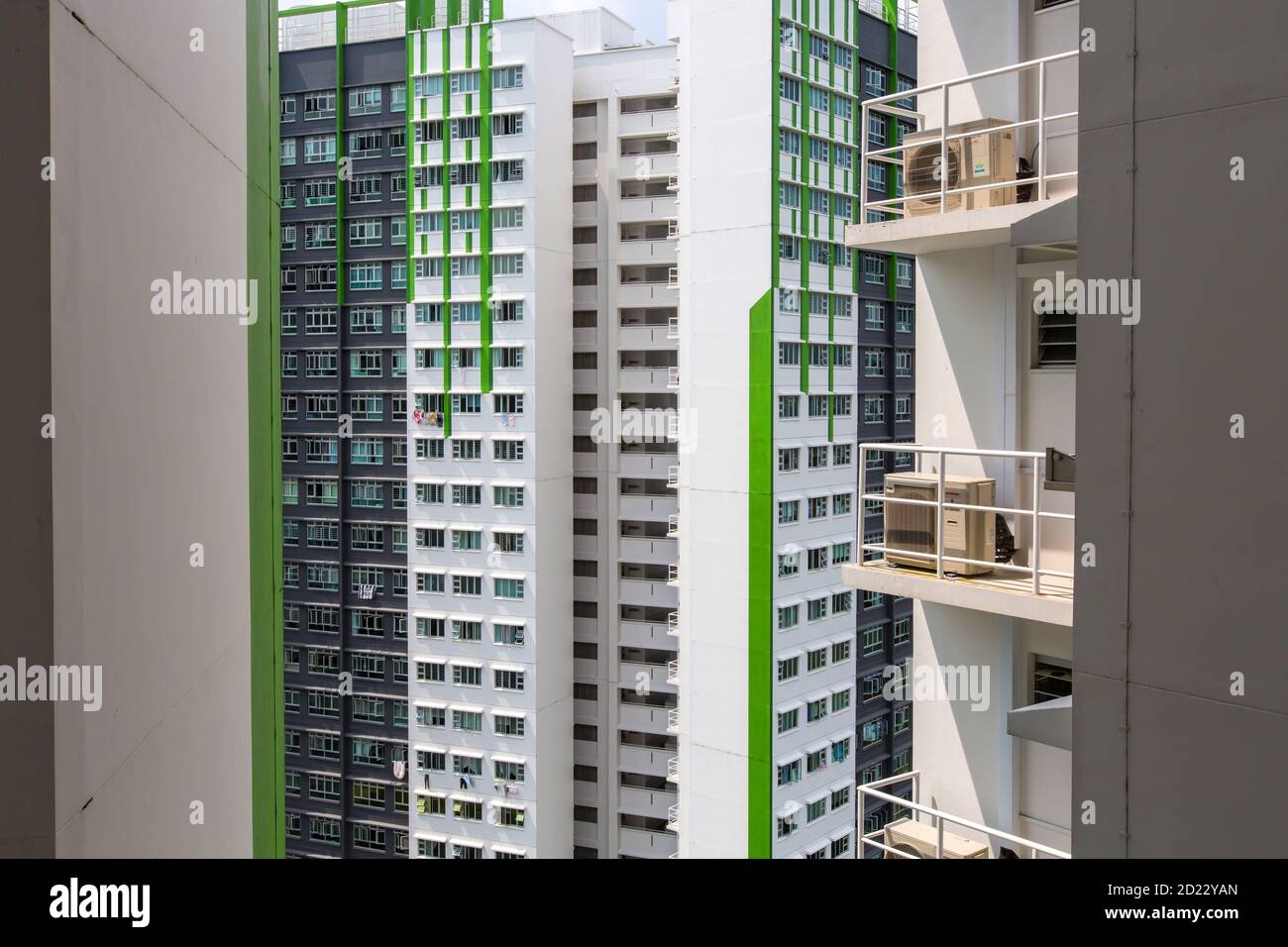 High class housing hi-res stock photography and images - Alamy