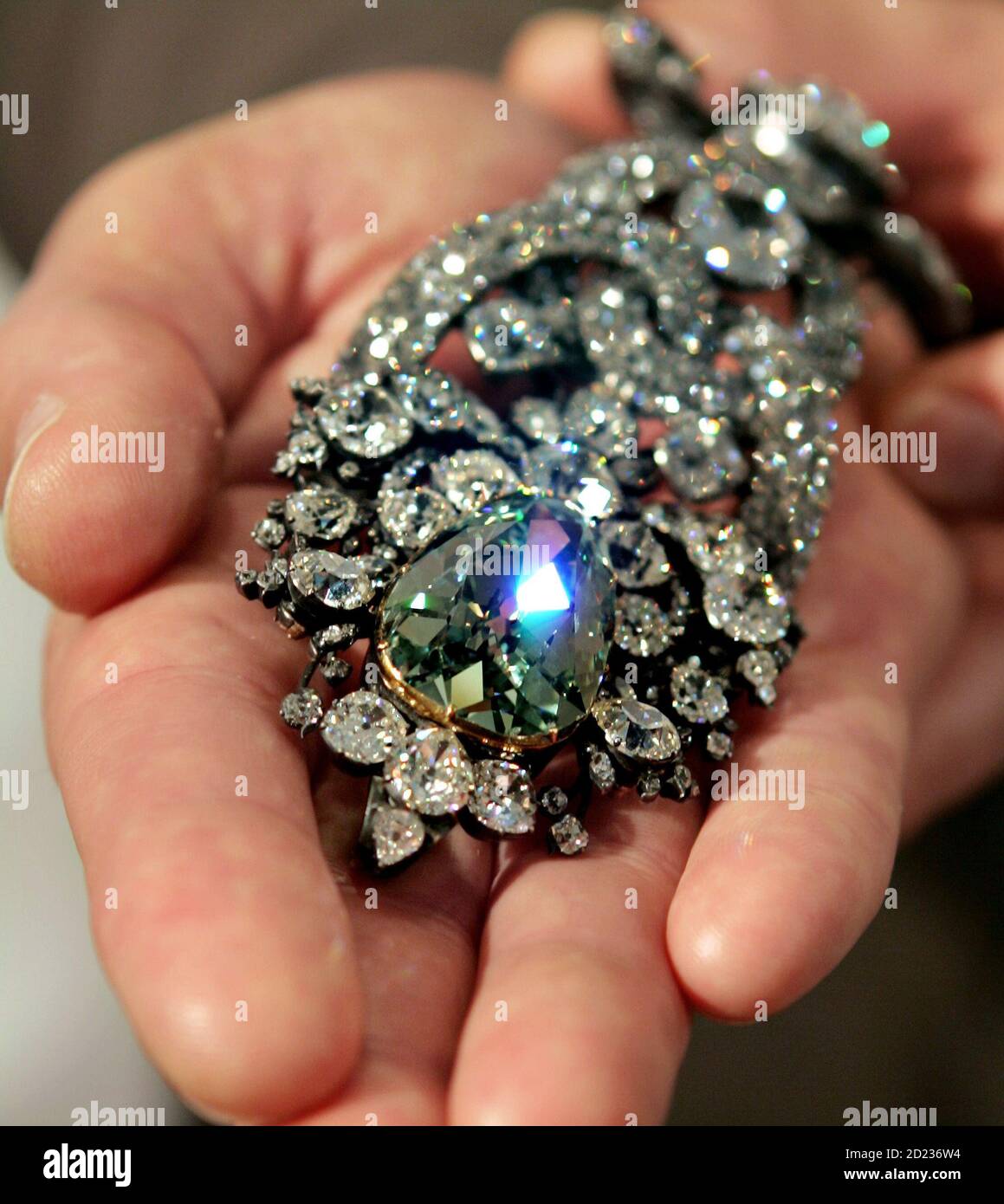 The winston blue diamond hi-res stock photography and images - Alamy