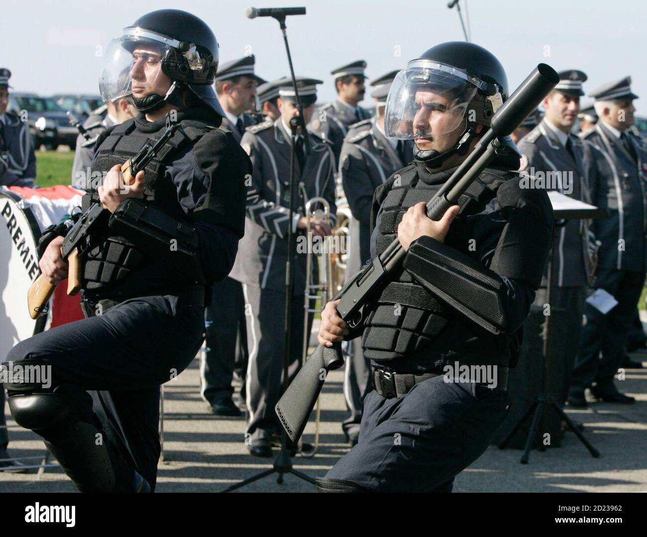 Lebanon internal security forces hi-res stock photography and images ...