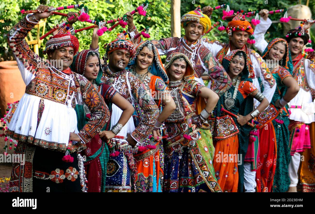 Garba night hi-res stock photography and images - Alamy